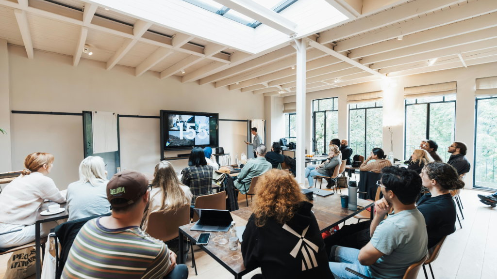 How to Keep Your Audience Engaged During a Speech